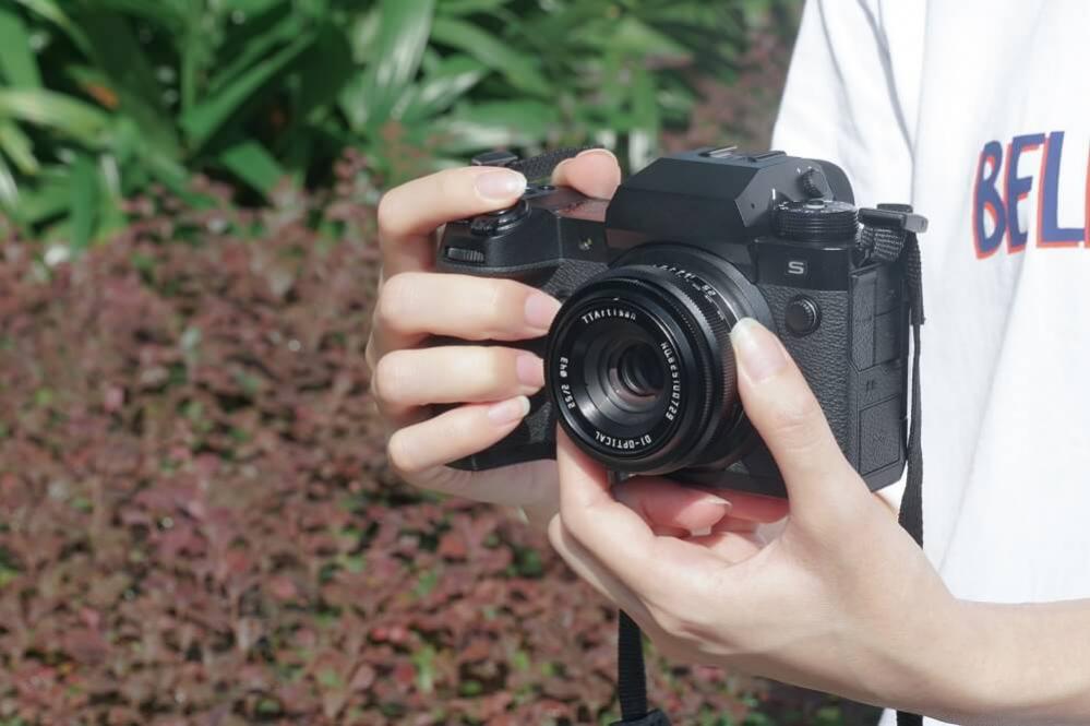 Köp TTArtisan 25mm f/2.0 objektiv APS-C för Fujifilm X | Kamda